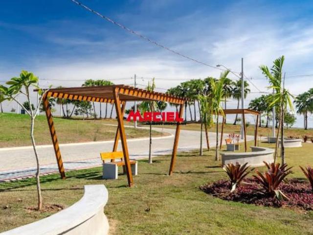 Terreno Condomínio em Caçapava