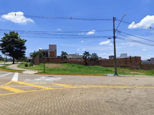 Terreno Condomínio em Araraquara
