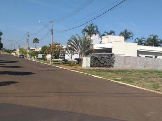 Terreno Condomínio em Araraquara