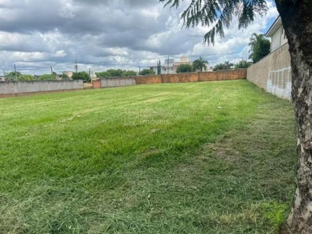 Terreno Condomínio em Araraquara
