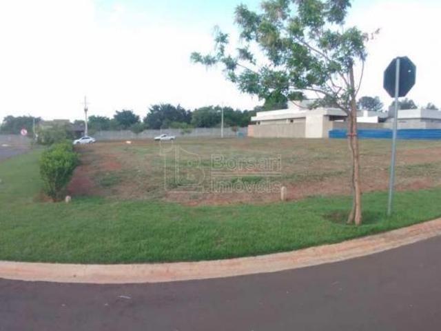 Terreno Condomínio em Araraquara