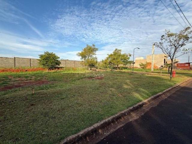 Terreno Condomínio em Araraquara