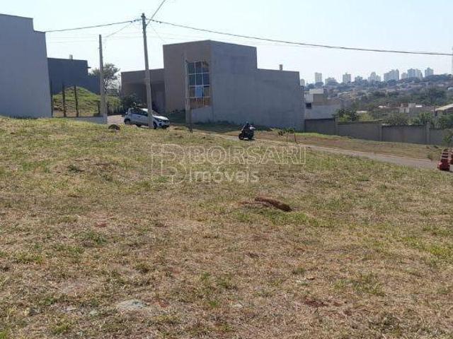 Terreno Condomínio em Araraquara