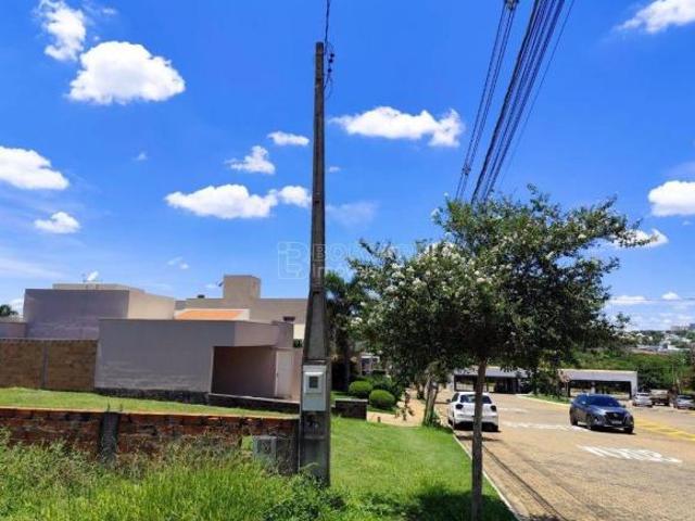 Terreno Condomínio em Araraquara
