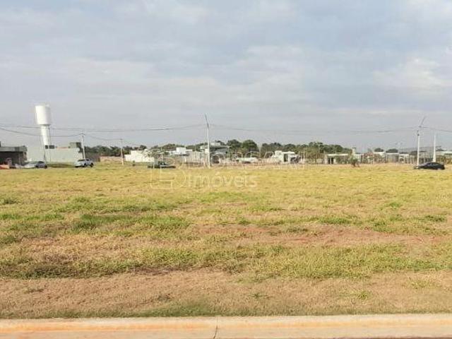 Terreno Condomínio em Araraquara
