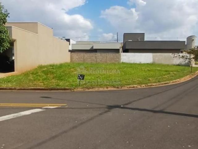 Terreno Condomínio em Ipiguá