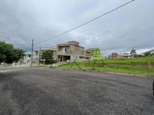 Terreno Condomínio em Jacareí