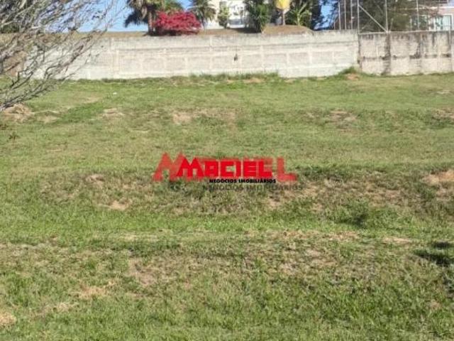 Terreno Condomínio em Jacareí