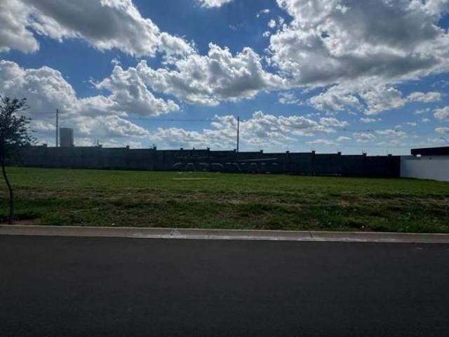 Terreno Condomínio em São Carlos