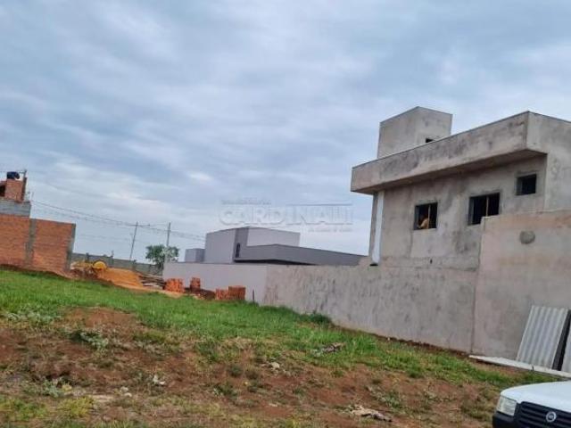 Terreno Condomínio em São Carlos