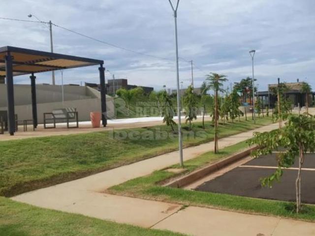 Terreno Condomínio em São José do Rio Preto
