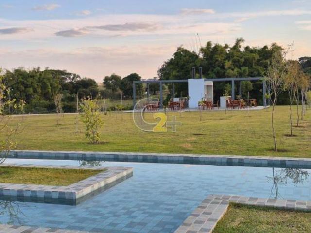 TERRENO CONDOMINIO EPLENUM TRESOR AREA 242M2