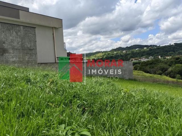 Terreno condomínio fechado 600m² Panorama Vinhedo pronto para construir. Aceita financiamento
