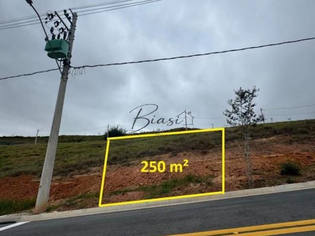 Terreno / Condomínio Mirante Cambui / 250 m² / localização privilegiada / São José dos Campos