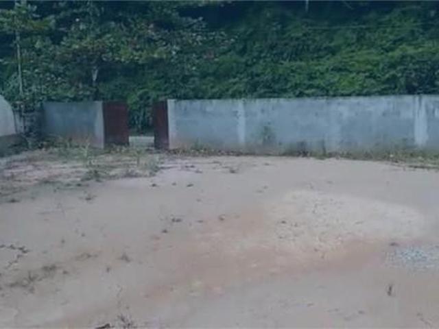 Terreno condomínio Verde Mar