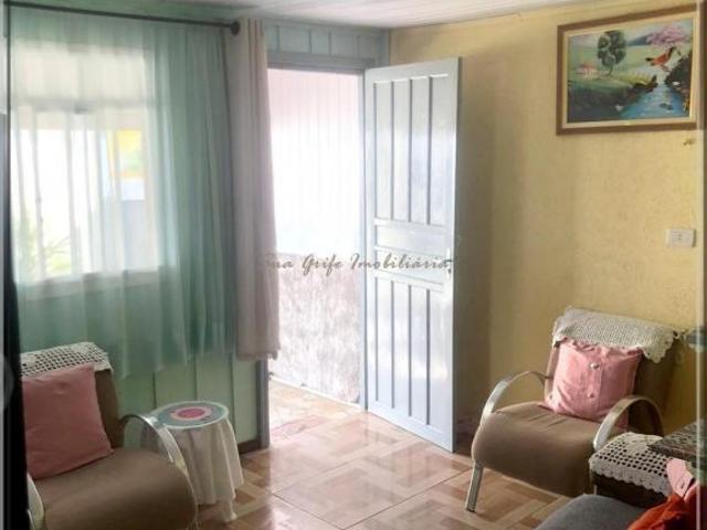 TERRENO CONTENDO CASA COM 02 DORMITÓRIOS LOCALIZAD