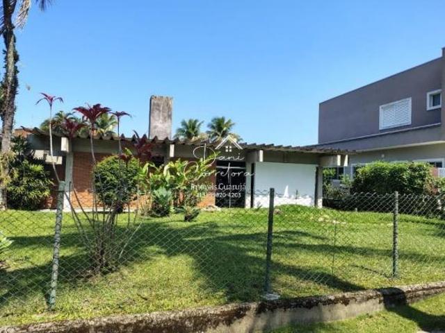 Terreno de alto padrão no condomínio Enseada, Guarujá SP com piscina, área gourmet, sauna, quarto e