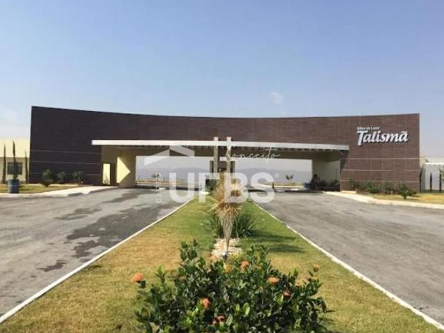 Terreno de chácara em condomínio com 1500m²