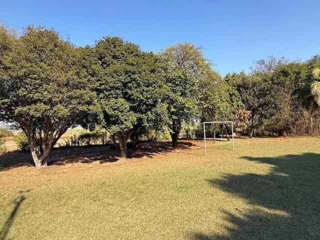 Terreno de chácara no Condomínio Flamboyant Mirim