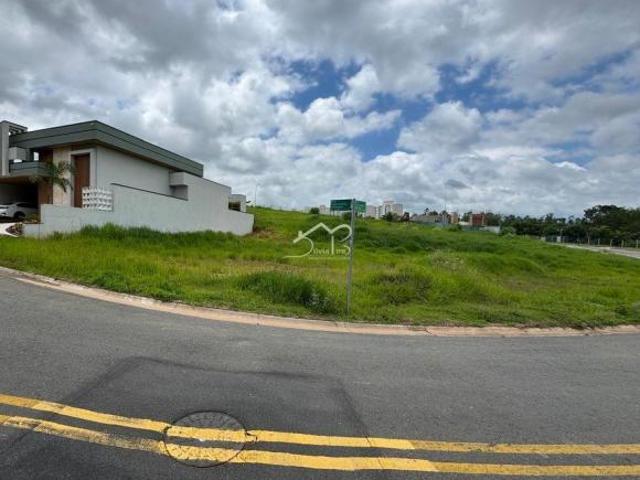 Terreno de esquina 304m2 com vista para a mata à venda em Condomínio Indaiatuba