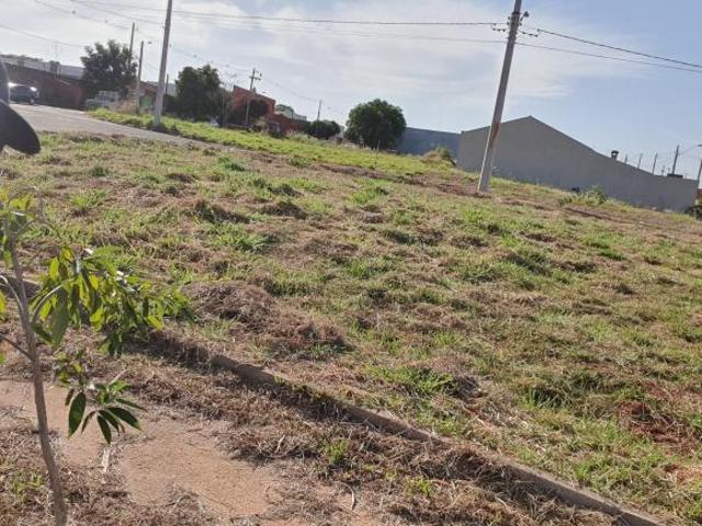 TERRENO DE ESQUINA