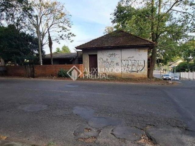 TERRENO DE ESQUINA
