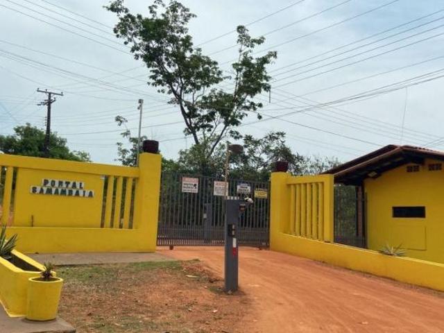 Terreno de esquina 640m² em condomínio fechado Portal das Samambaias e