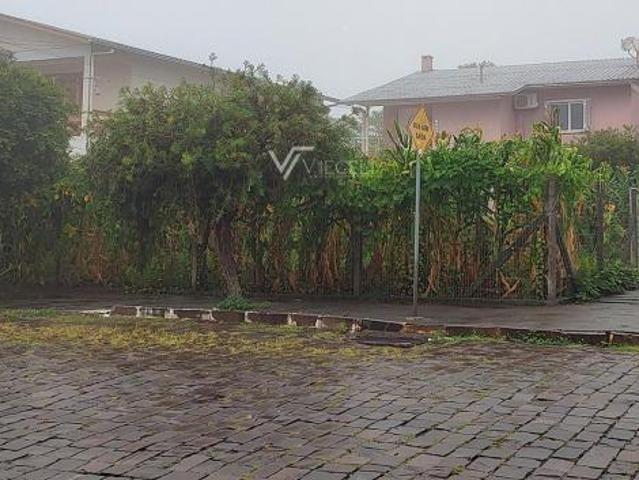 TERRENO DE ESQUINA