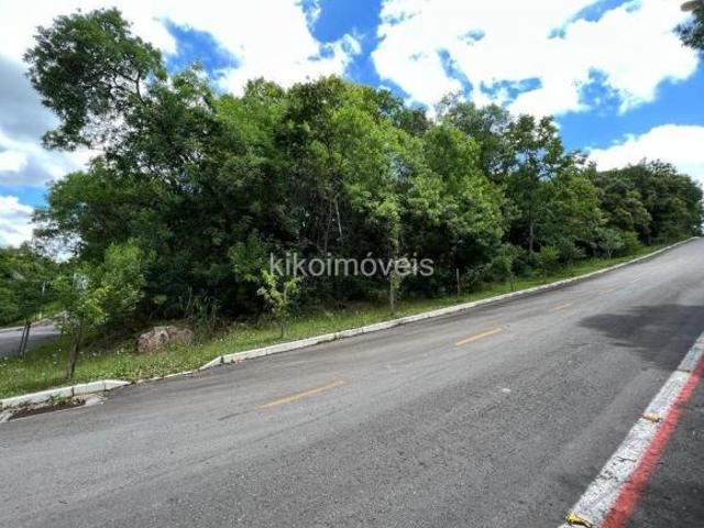 TERRENO DE ESQUINA