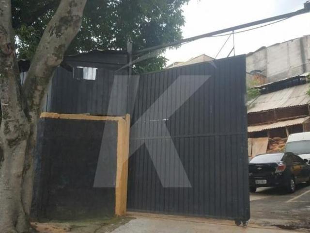 Terreno de esquina com 299 metros