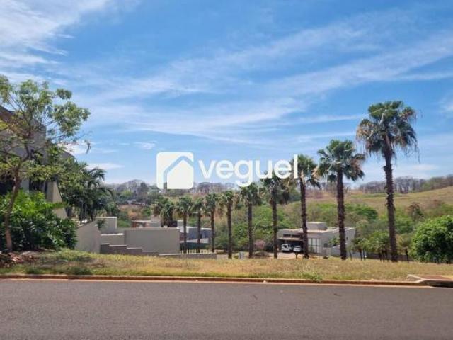 Terreno de esquina com 629m² alto padrão no Condomínio Alphaville à venda, em Ribeirão Preto/SP