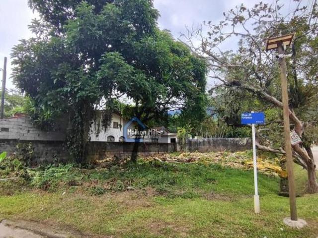 Terreno de Esquina, condomínio fechado com segurança 24 horas