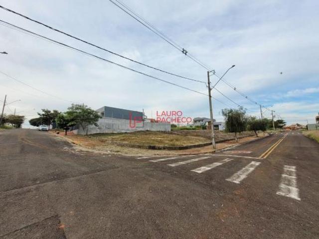 Terreno de esquina à venda, 315 m² por R$ 200.000 Residencial Belmonte Rolândia/Paraná