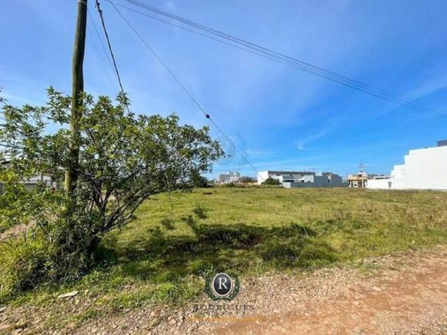 Terreno de esquina a venda em Torres RS