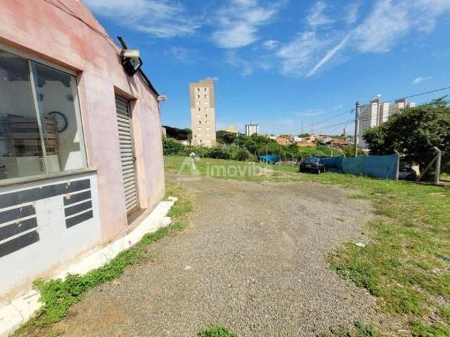 TERRENO DE ESQUINA A VENDA EM ÓTIMA LOCALIZAÇÃO AMERICANA/SP