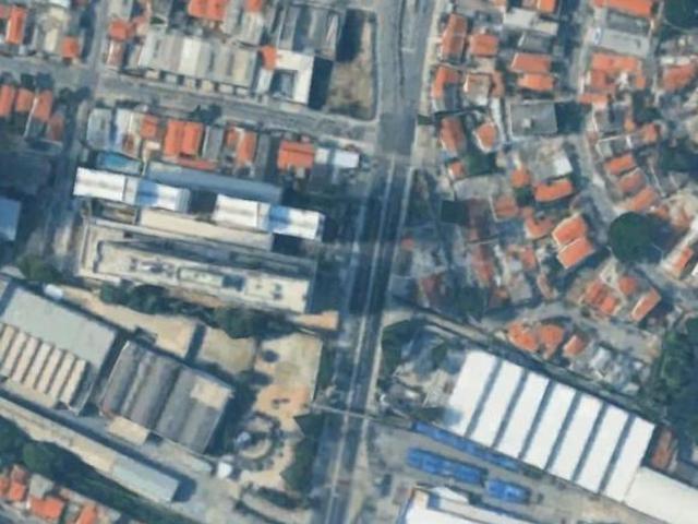 Terreno de esquina à venda na Vila Sônia São Paulo/SP 2.762m² Próximo ao Metrô Vila Sônia