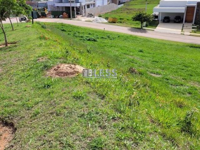 TERRENO DE ESQUINA À VENDA NO CONDOMÍNIO DE ALTO PADRÃO TERRAS DA ALVORADA MEDEIROS JUNDIAÍ ! 1.2