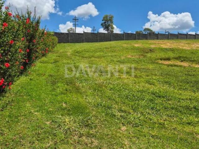 Terreno de esquina à venda no Condomínio Entre Verdes em Campinas na Davanti Imó