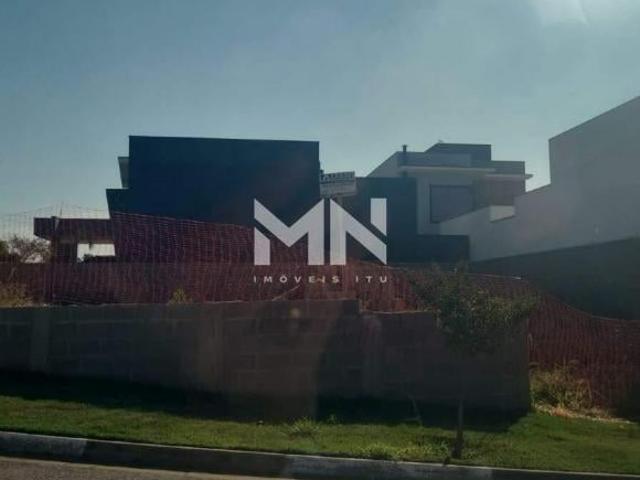Terreno de Esquina à Venda no Condomínio Phytos em Cabreúva/SP