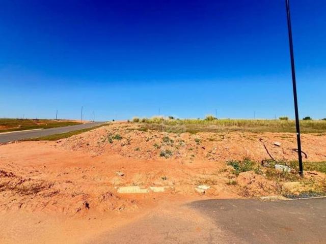 Terreno de Esquina à Venda no Condomínio Quintas do Lago – Indaiatuba/SP
