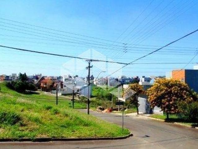 Terreno de esquina dentro do condomínio Verdes Campos com 322,22 de área total, terreno plano em óti