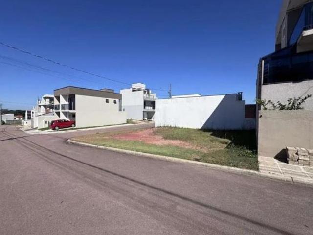 Terreno de esquina em condominio fechado no Campo de Santana em Curitiba