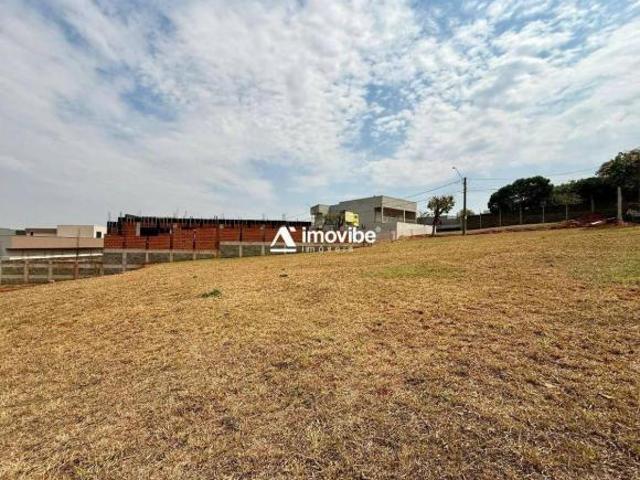 Terreno de Esquina em Condomínio Fechado em Santa Bárbara d&apos Oeste
