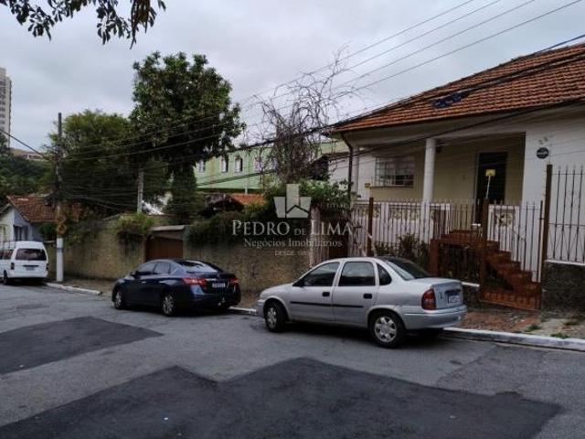 Terreno de esquina em excelente local estratégico e ideal para construção na Penha