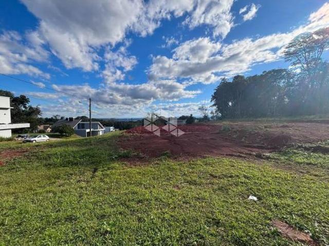 Terreno de esquina no Condomínio Figueiras