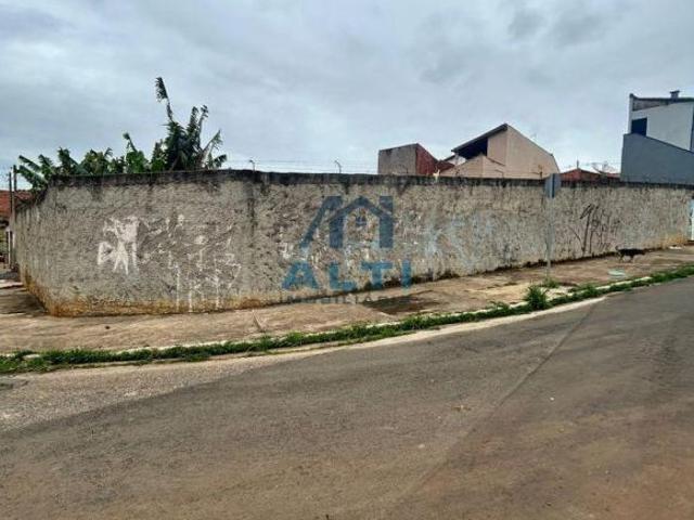 Terreno de Esquina no Bairro Nova Tatuí – Tatuí SP