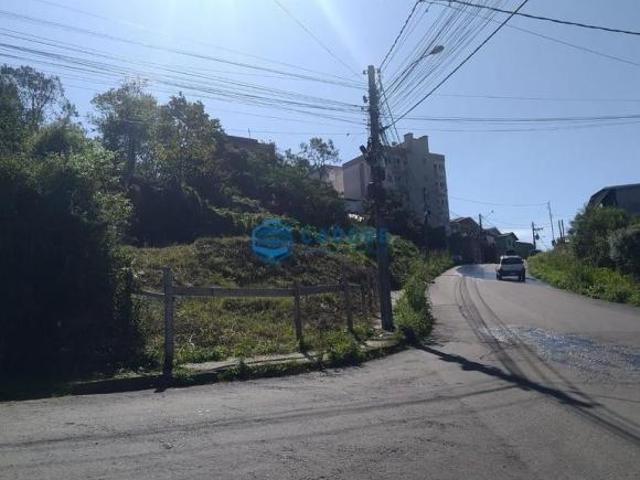 TERRENO DE ESQUINA NO BAIRRO CHARQUEADAS