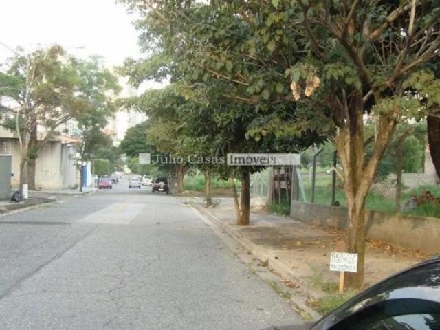 Terreno de esquina no Jardim América