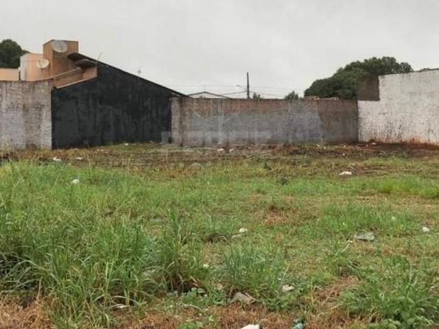 Terreno de Esquina no Jardim Itamaracá