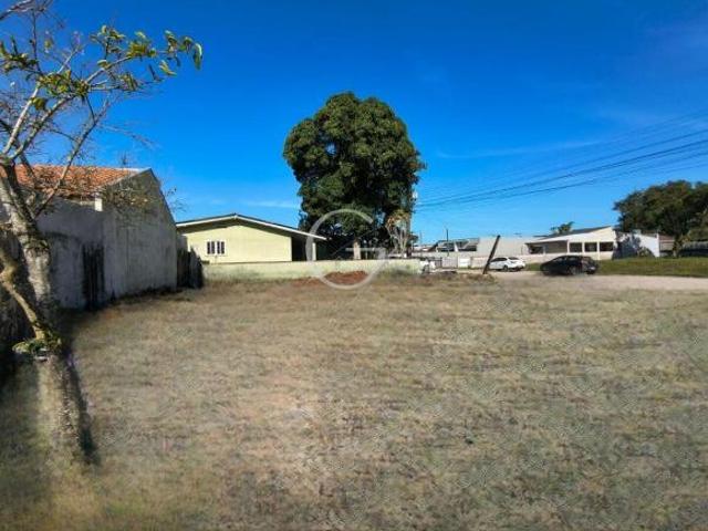 TERRENO DE ESQUINA NO LEBLON